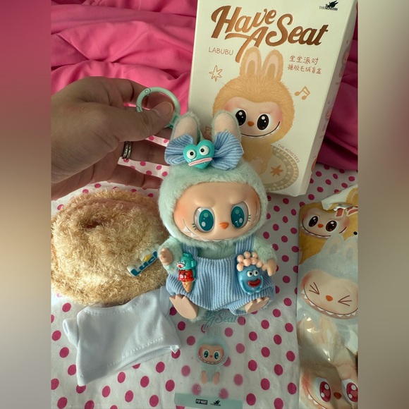 pop mart | Toys | Labubu Ququ Comes With The Outfit Like New | Poshmark